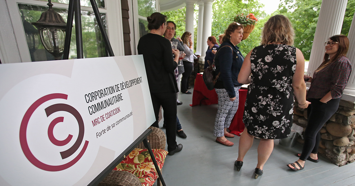 Ressources Coaticook: Votre Guide Communautaire en MRC de Coaticook